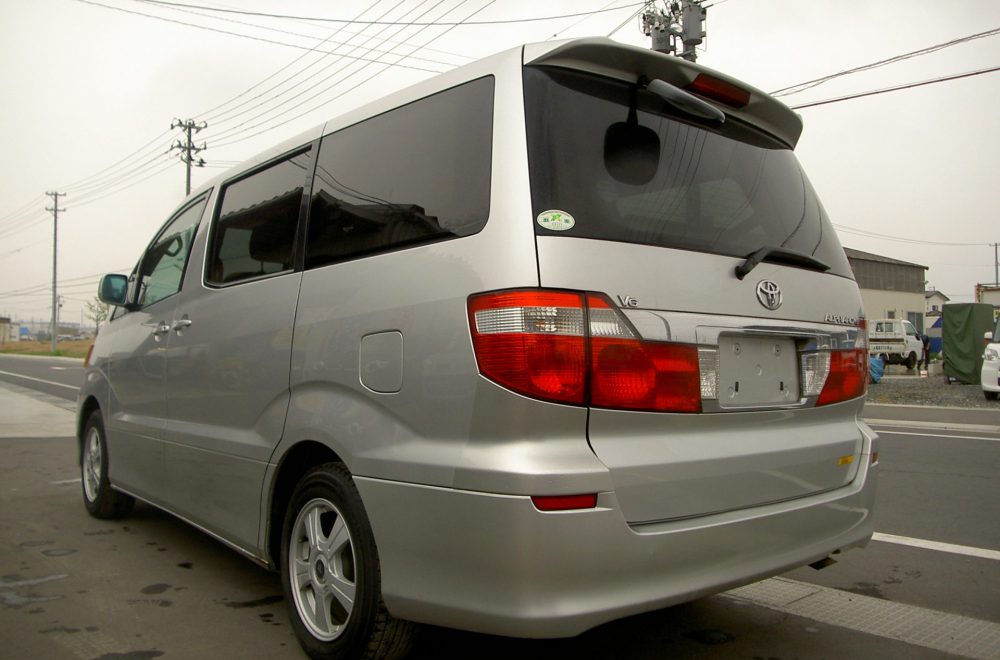 トヨタ /アルファード/3 0mx/シルバー/平成14 2002)走行距離 168 154km/中古車/展示中 東日本自動車株式会社(旧